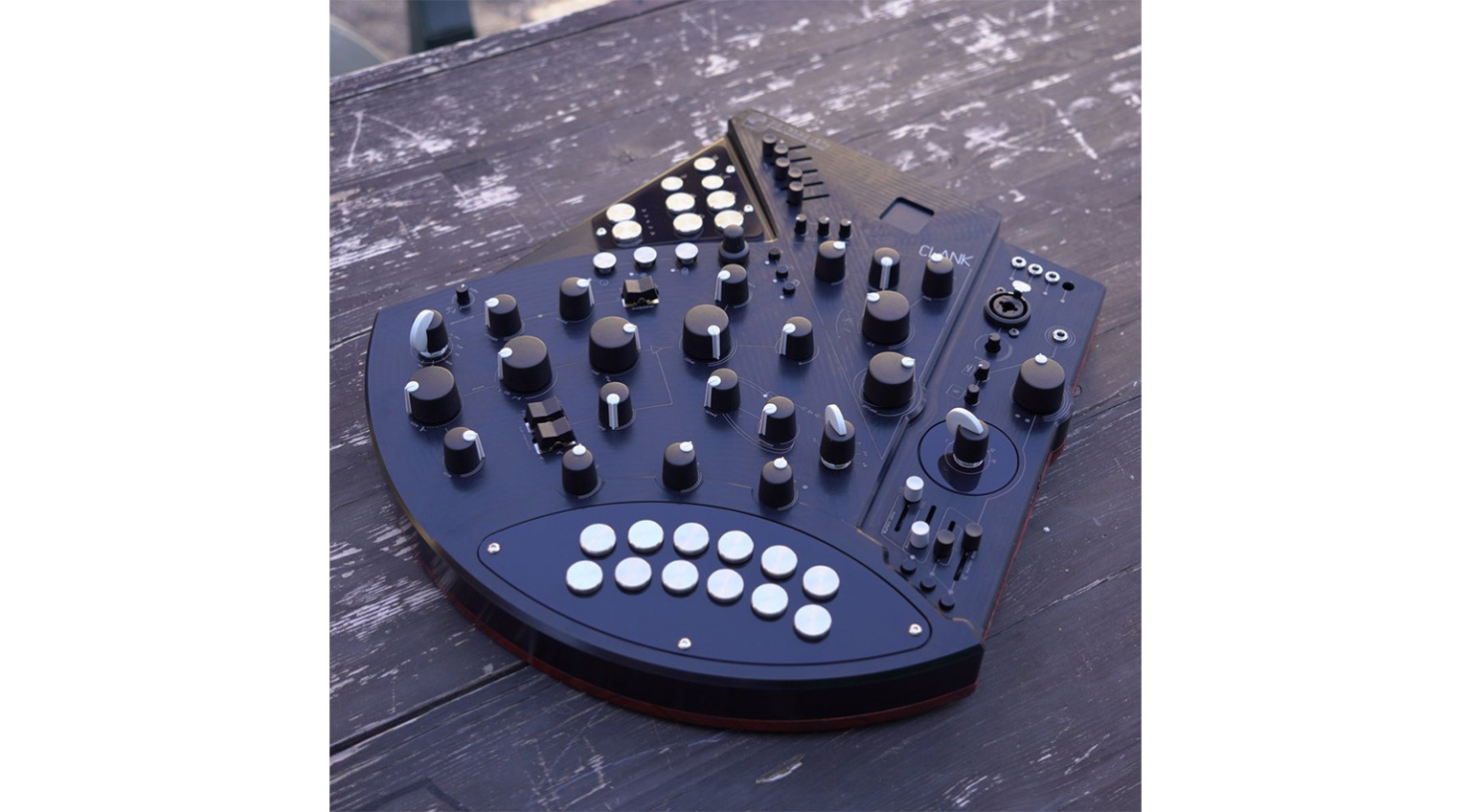 Clank Uranograph: What in the World Is This Amazing-Sounding Machine? - gearnews.com