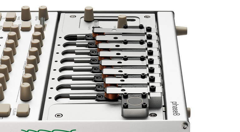 Korg phase8 Review: Brilliant Synthesizer or Overpriced Sound Sculpture?