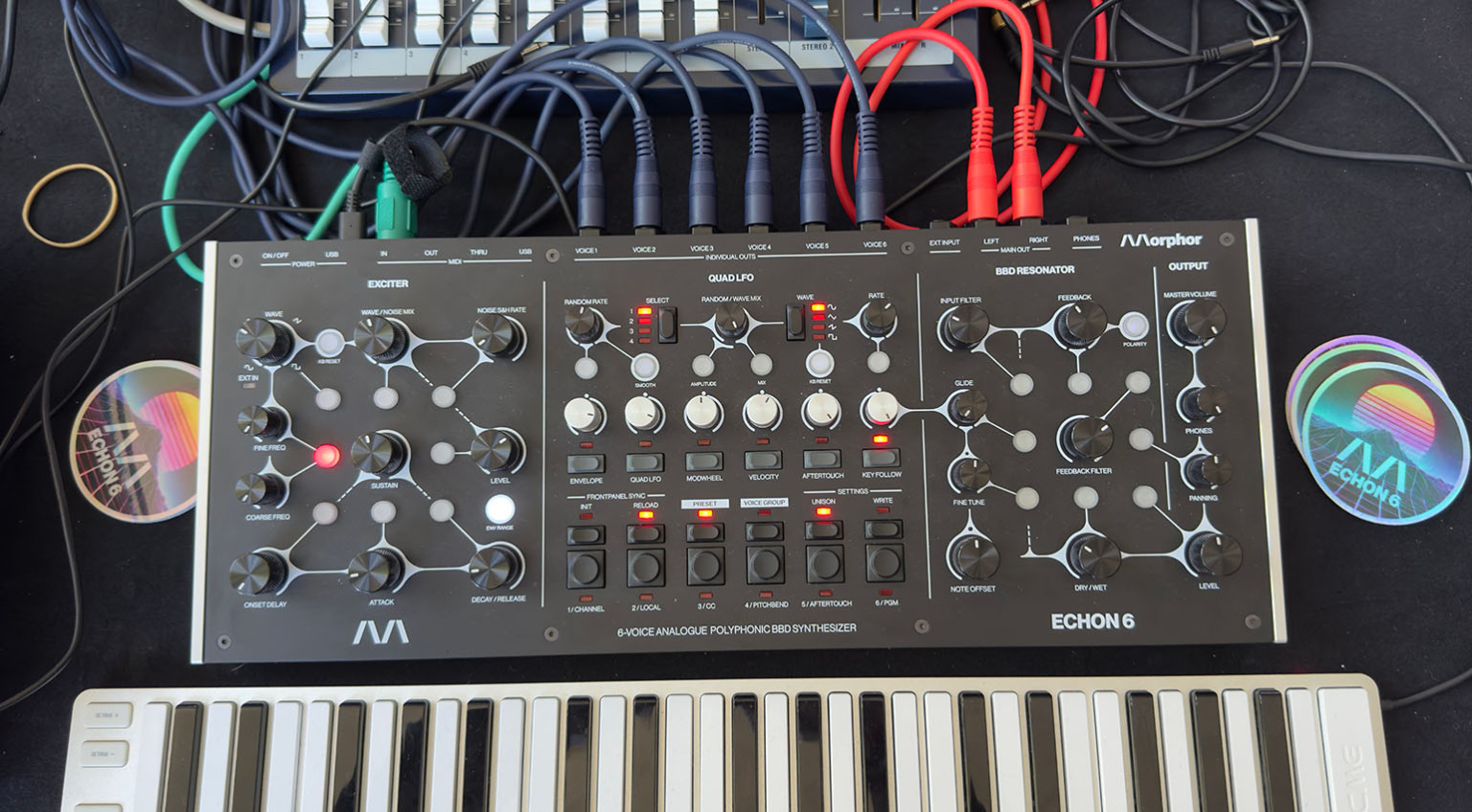 Morphor Echon 6: Analog Polysynth Based on BBD Resonators