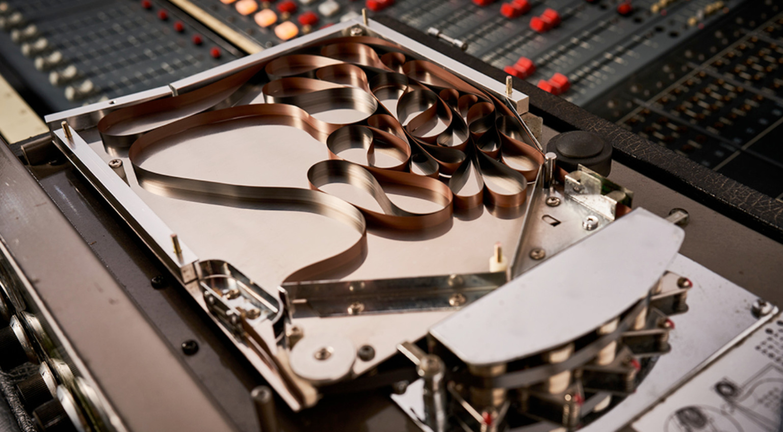 Best Tape Delay Pedal: Get the Sounds of Echoplex and Space Echo on ...