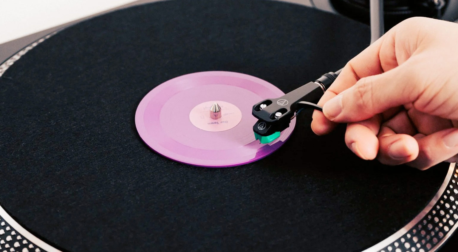 Tiny Vinyl: A Small Format Making a Big Statement in Physical Music Culture