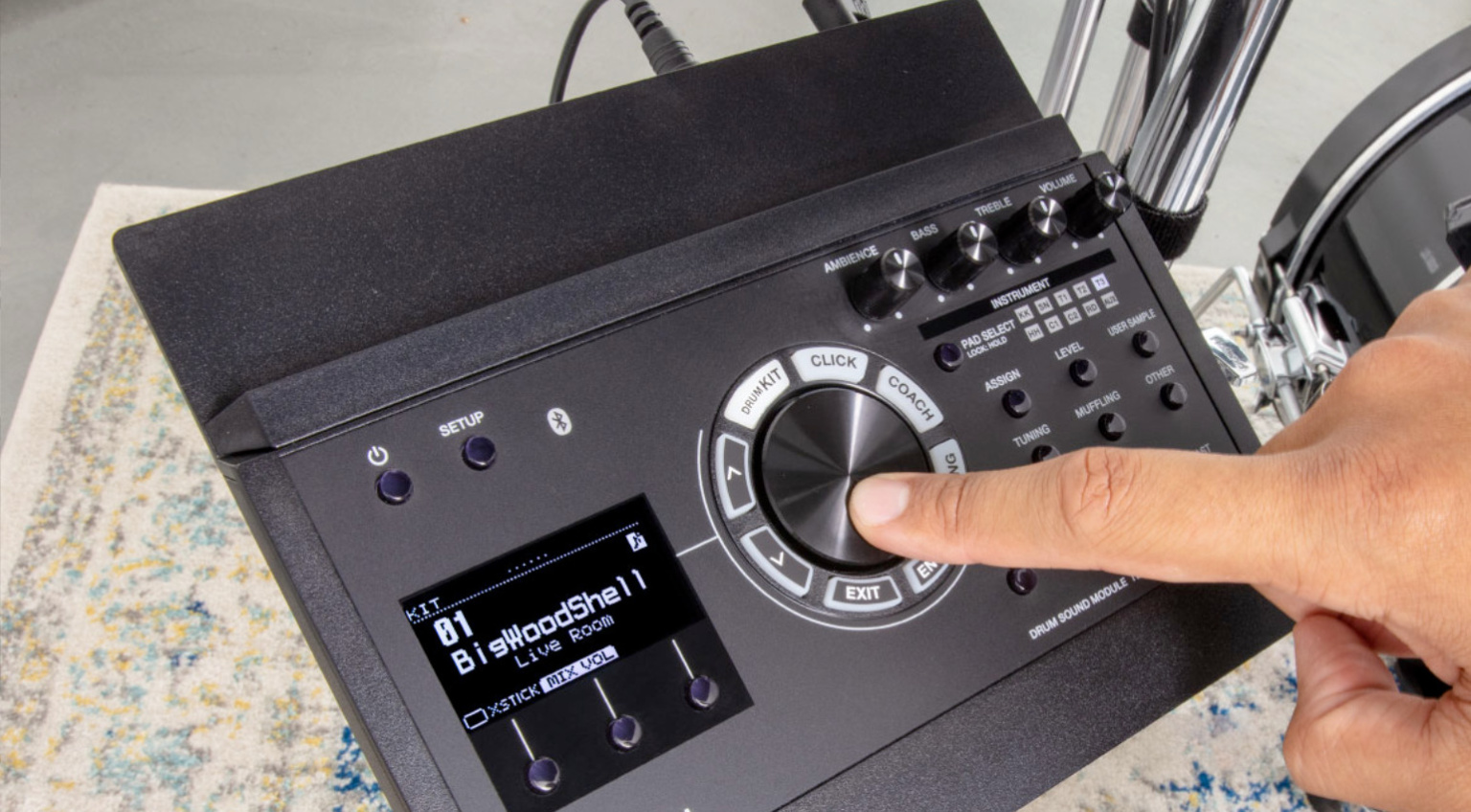 Roland V-Drums Deal, MPC Key 37, and AutoTune Pedal: Deals of the Week ...