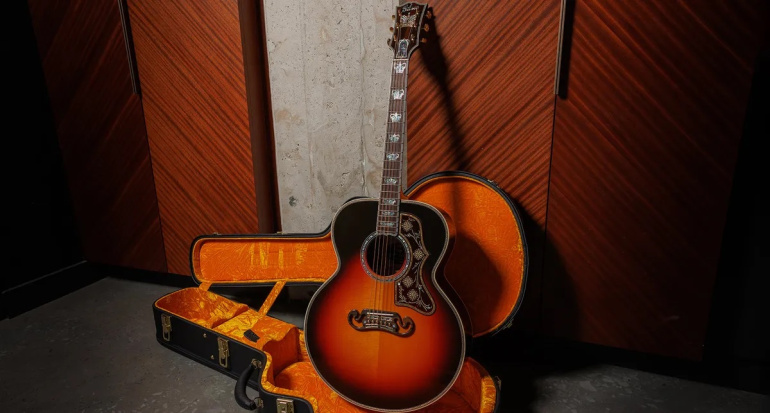 Guitar Journal: $99,999 Gibson SJ-200 Monarch - gearnews.com