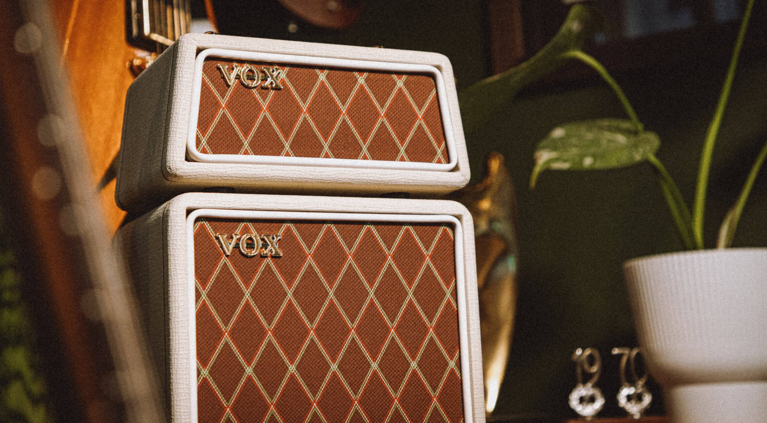 Vox Micro Superbeetle Guitar and Audio: Two mini stacks for music and ...