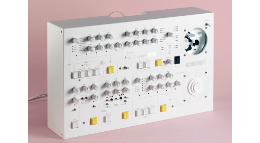 Love Hultén X Andrew Huang Custom Sound Processor: Check Out This ...